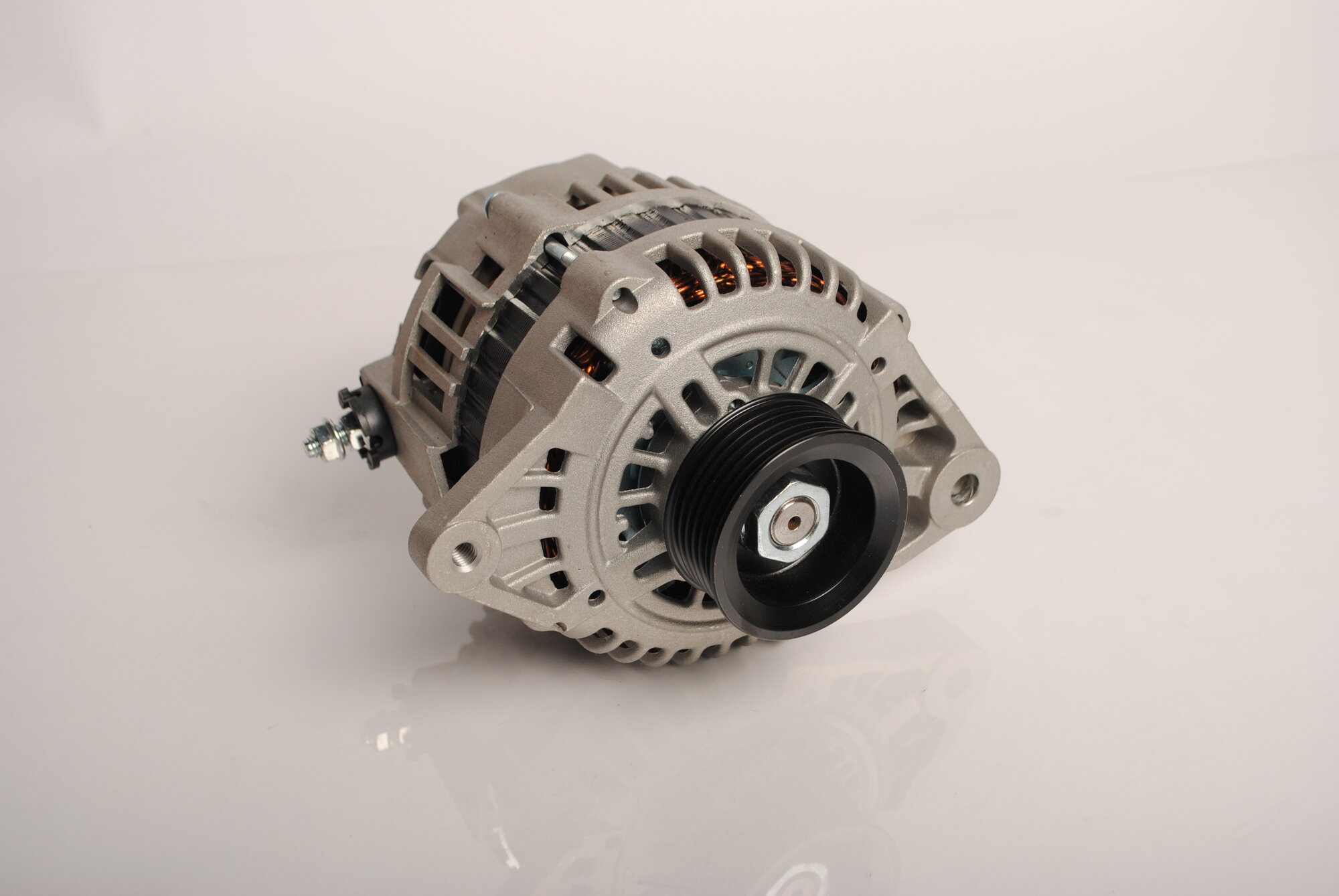 Генератор 23100-5V100 Powertec Nissan