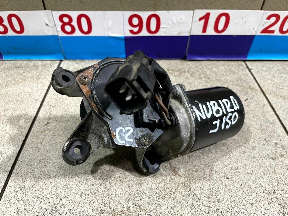 Моторчик стеклоочистителя передний Daewoo Nubira