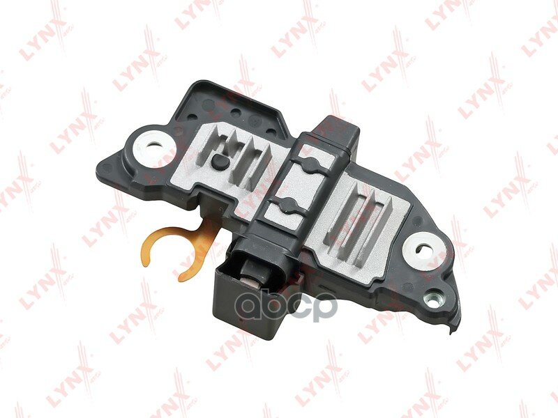 Регулятор напряжения генератора RENAULT Duster 1.6 11-> /Megane II 1.5D 03-10, NISSAN Qashqai(J10) 1.5 06->/Qashqai(J10) 1.5 .