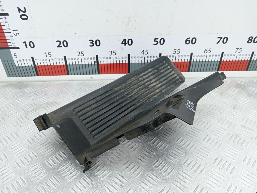 Педаль отдыха (опорная площадка для ноги) BMW 3-Series (E36) 51438130561 арт. 1951821