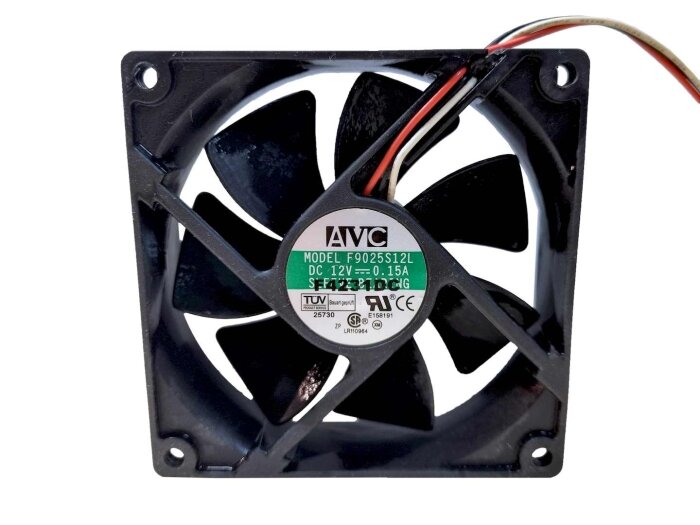 Вентилятор 92x92x25 DC 12V 0.15A AVC F9025S12L 2100об/мин 3 pin