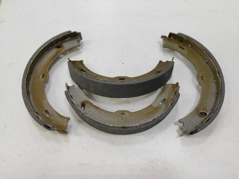 Колодки стояночного тормоза HertsBerg арт. BS9710