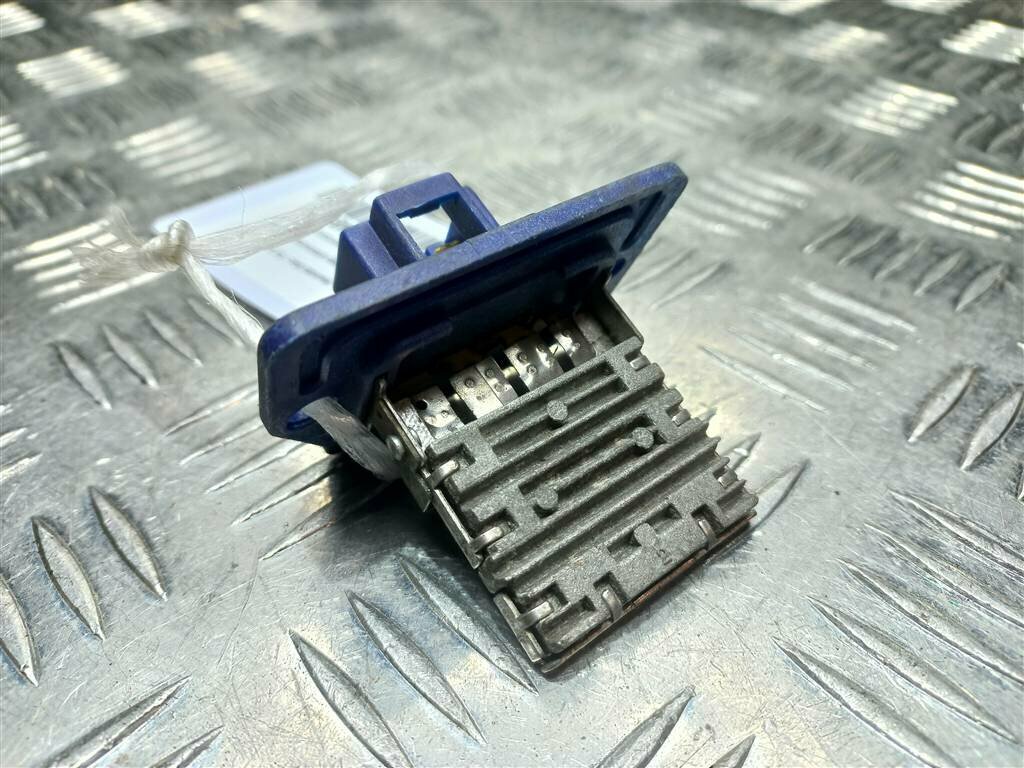 Резистор отопителя (Ежик) Б/У для Hyundai GETZ I (2002—2005) I рестайлинг (2005—2011) 970351C010