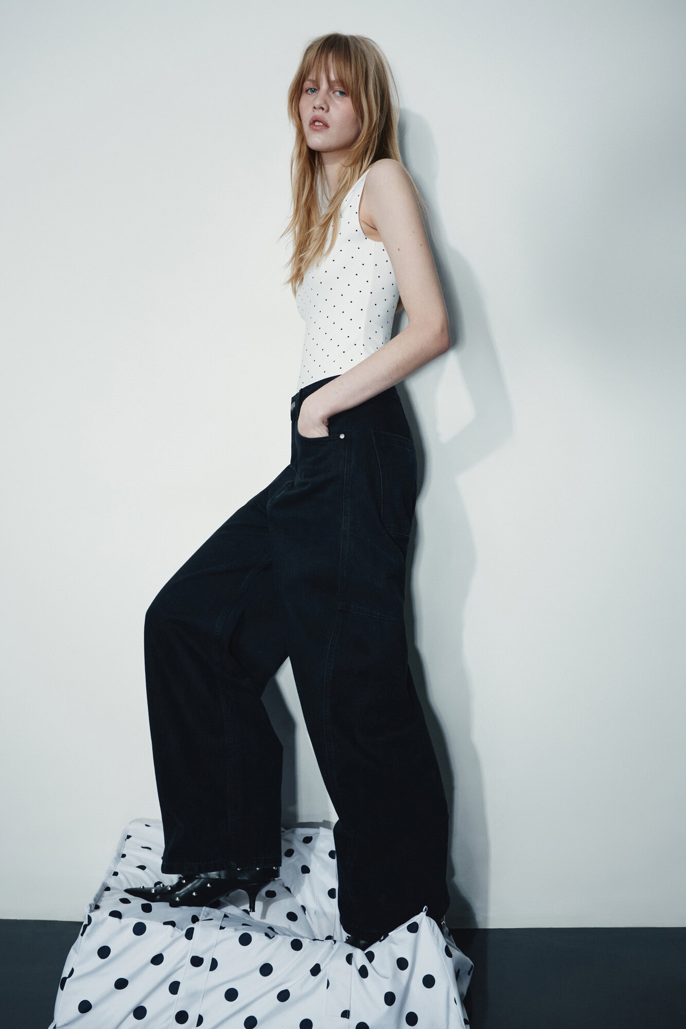 Джинсы широкие Woman Mix&Match 