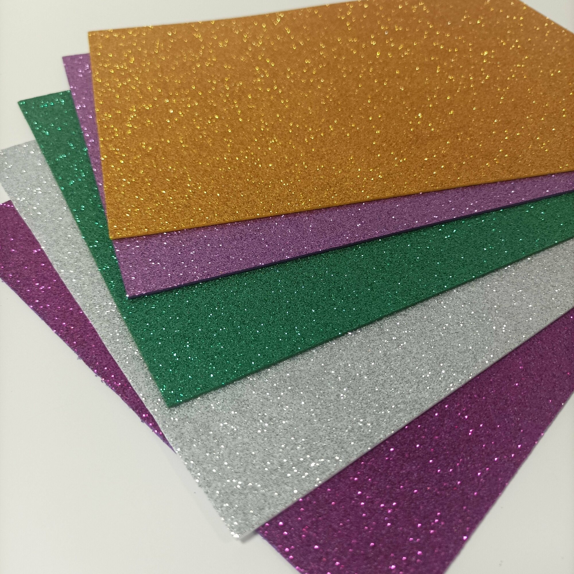 Набор фоамирана Яркие цвета блестки 5 цветов, А4, толщина 2 мм Остров сокровищ