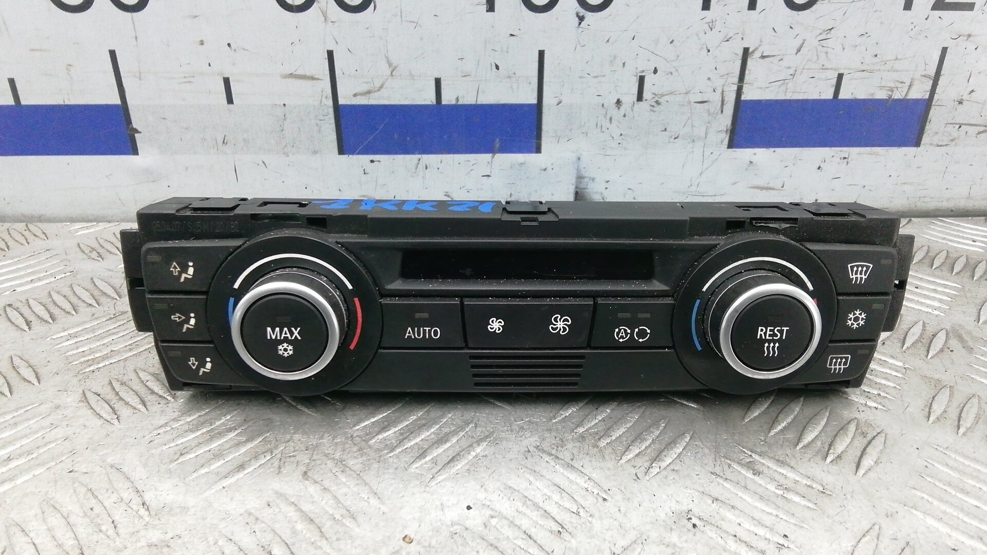 Блок управления печки и климат-контроля BMW 1 E81, Номер 64119147299-01