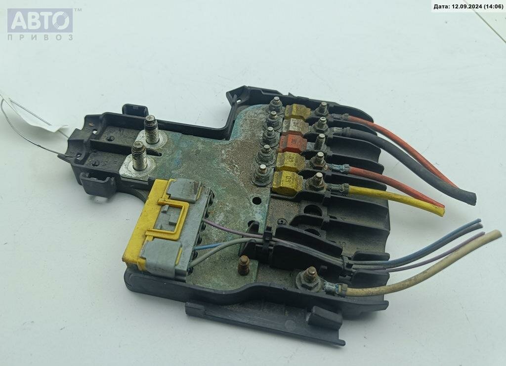 Блок управления аккумулятором Citroen C4 Grand Picasso