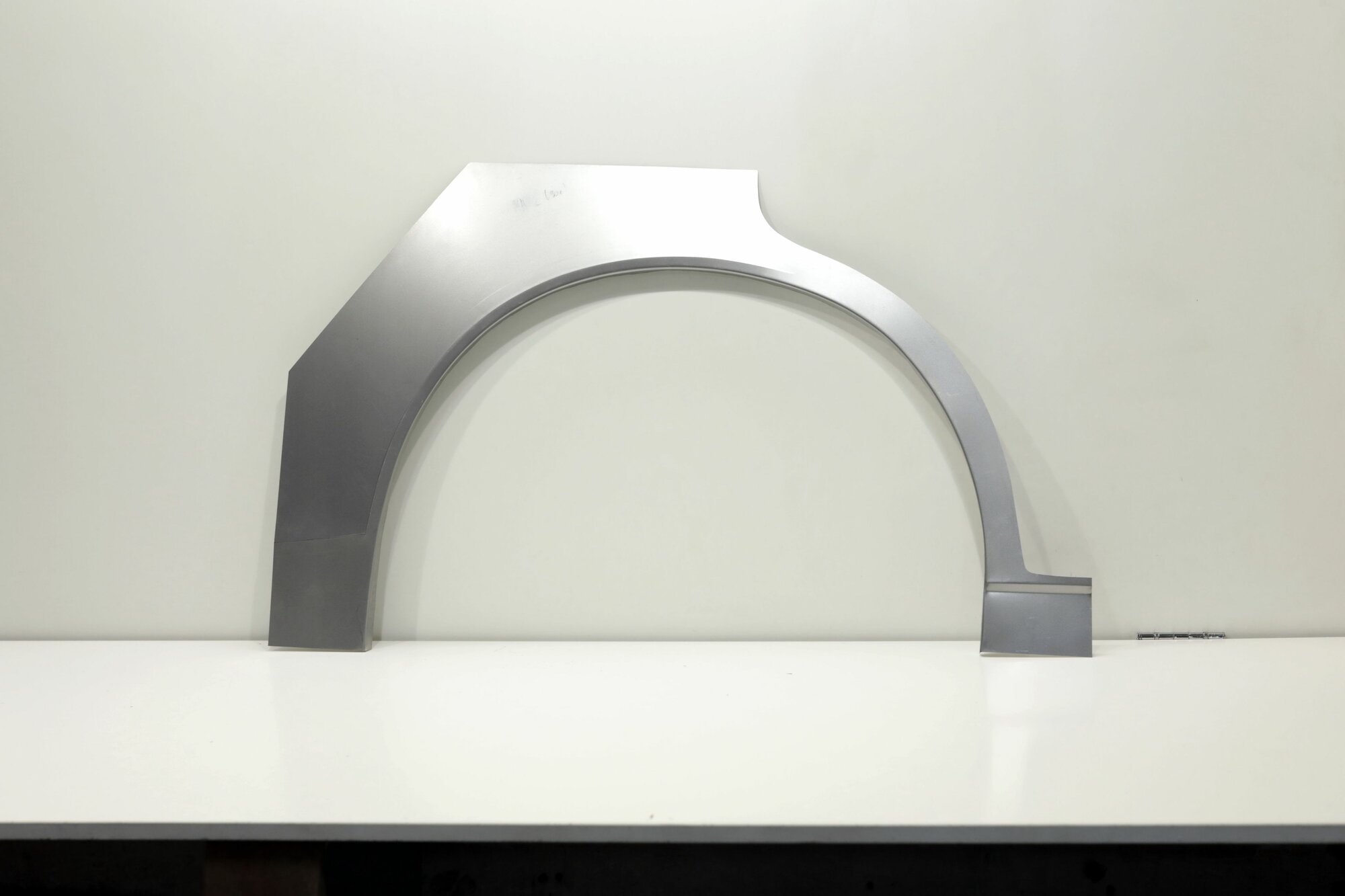 Арка ремонтная правая для Toyota Mark 2 90 (Тойота Марк 2), оцинкованная сталь (цинк) 1 мм