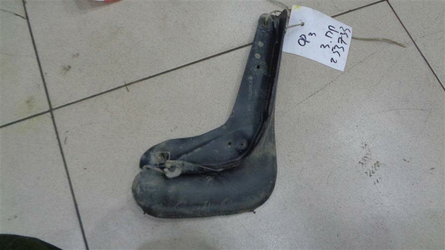 Брызговик задний правый от Ford Focus 3 2011-2018