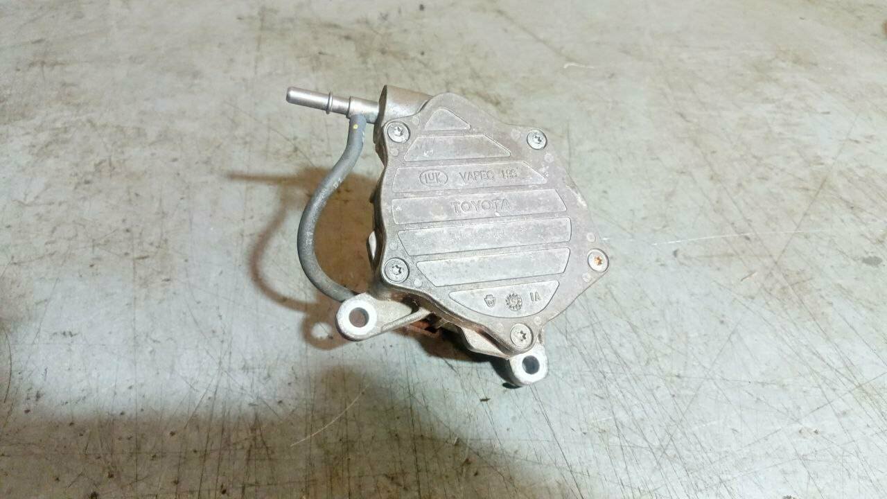 Вакуумный насос Toyota Corolla Verso E121 (2001 - 2004)