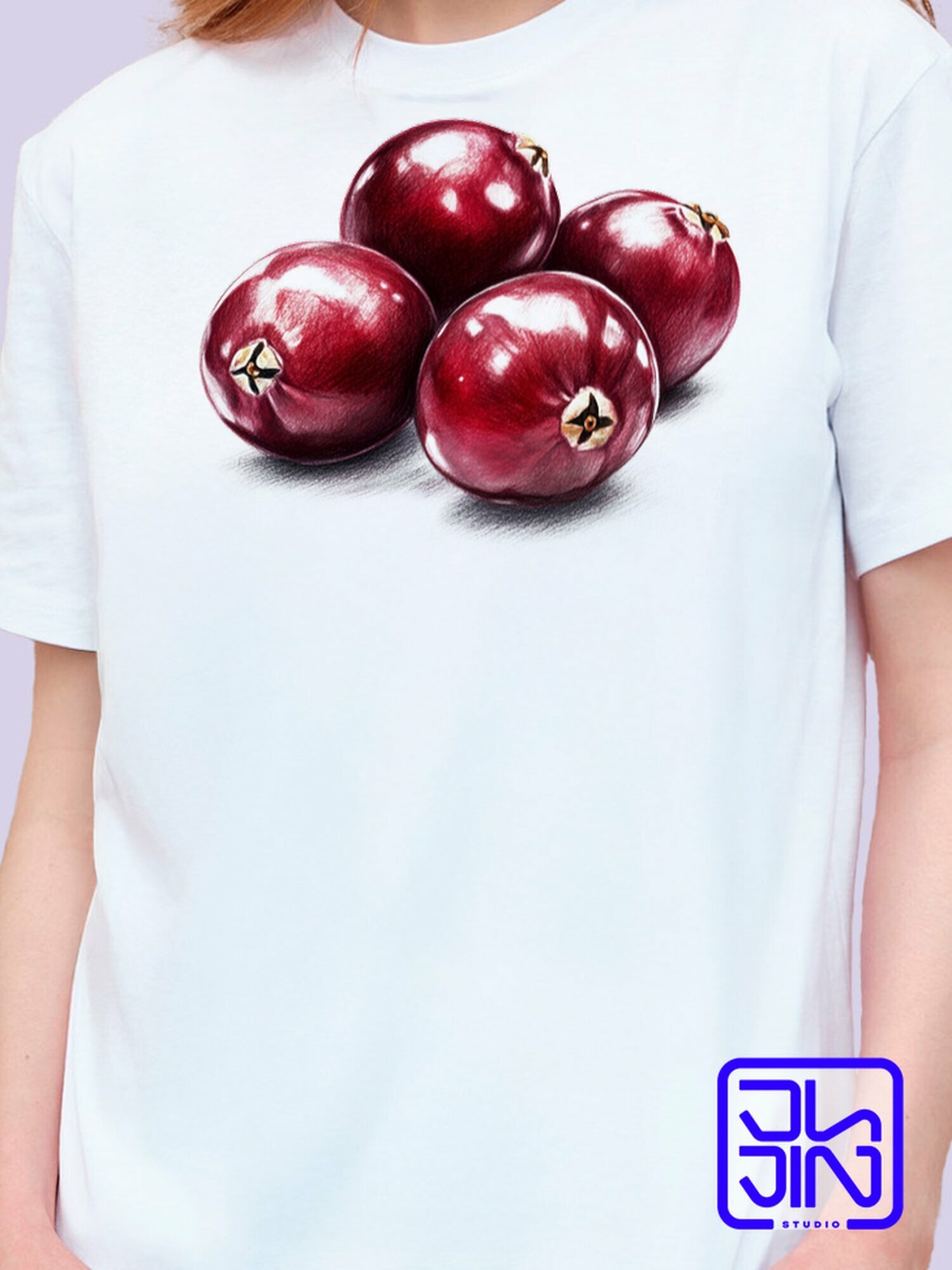 Футболка классическая женская с авторским принтом Минималистичный бордовый принт с ягодами клюквы в винных, интересных оттенках, белый хлопковый трикотаж с прикольным рисунком на груди
