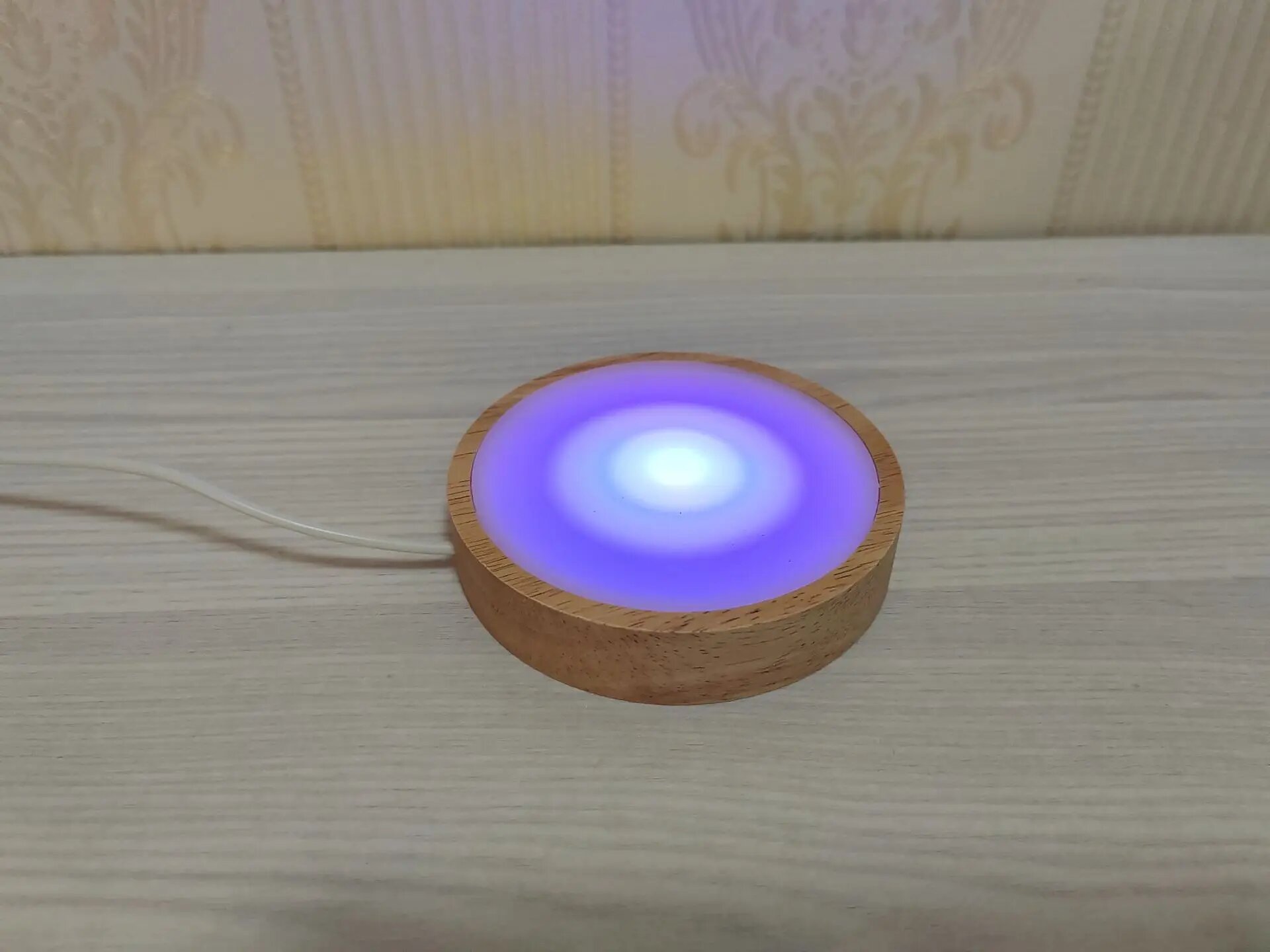 Деревянная подставка для LED ночника