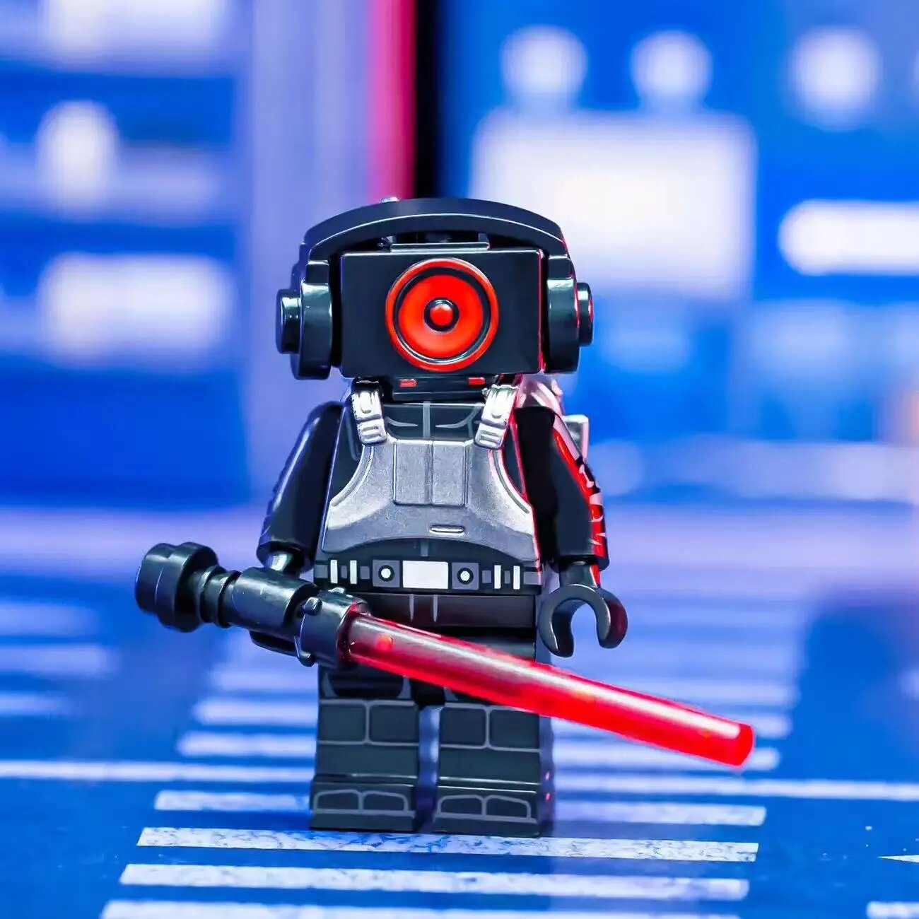 OTRAINBOW Блочные конструкторы Skibidi Toilet Man Темно-синий, K2298 Sword Fighter