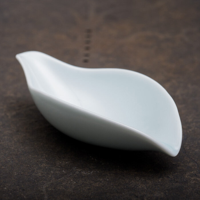 Чахэ "Лист", фарфор