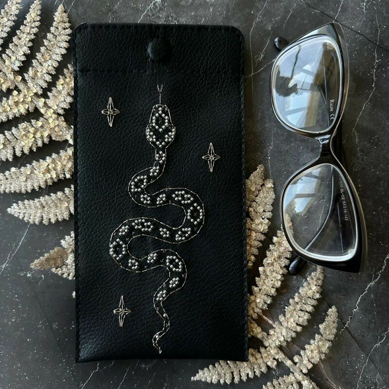 Набор для вышивания Neocraft #НК-27-05 Чехол/футляр для очков "Змея", Вышивка бисером, внешний 10 х 19.5 см; внутренний (для содержимого) 9.5 х 17 см