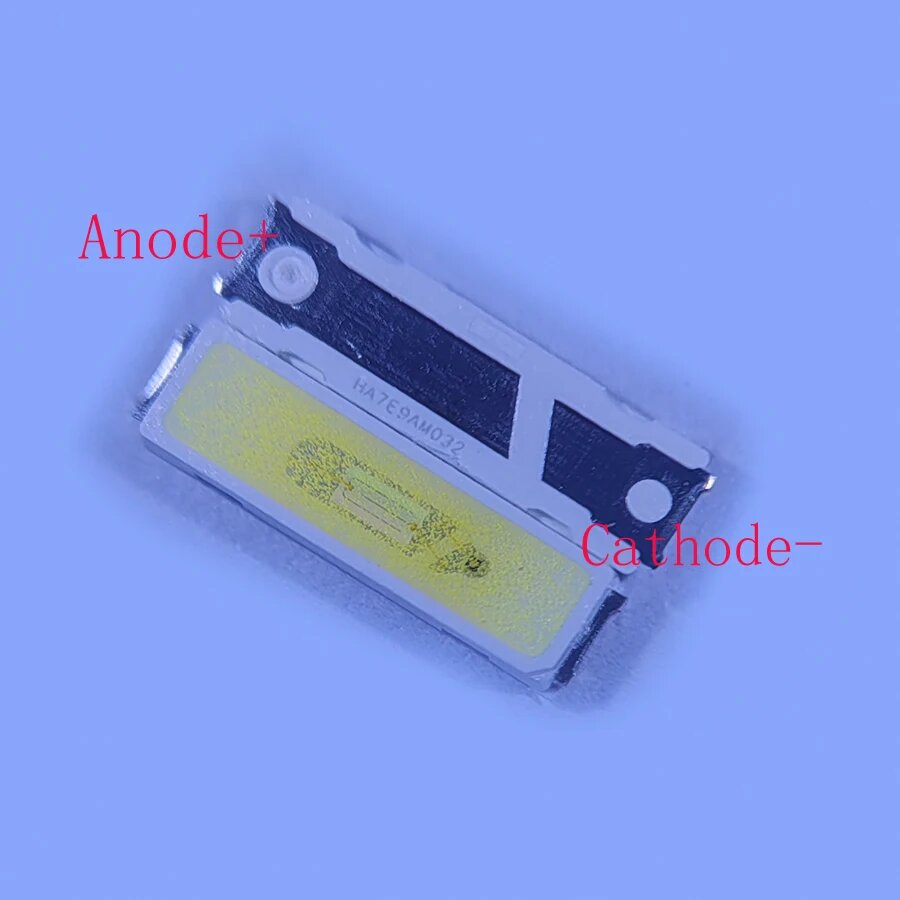 Светодиоды SMD 7020 3В 0,5Вт холодного белого цвета