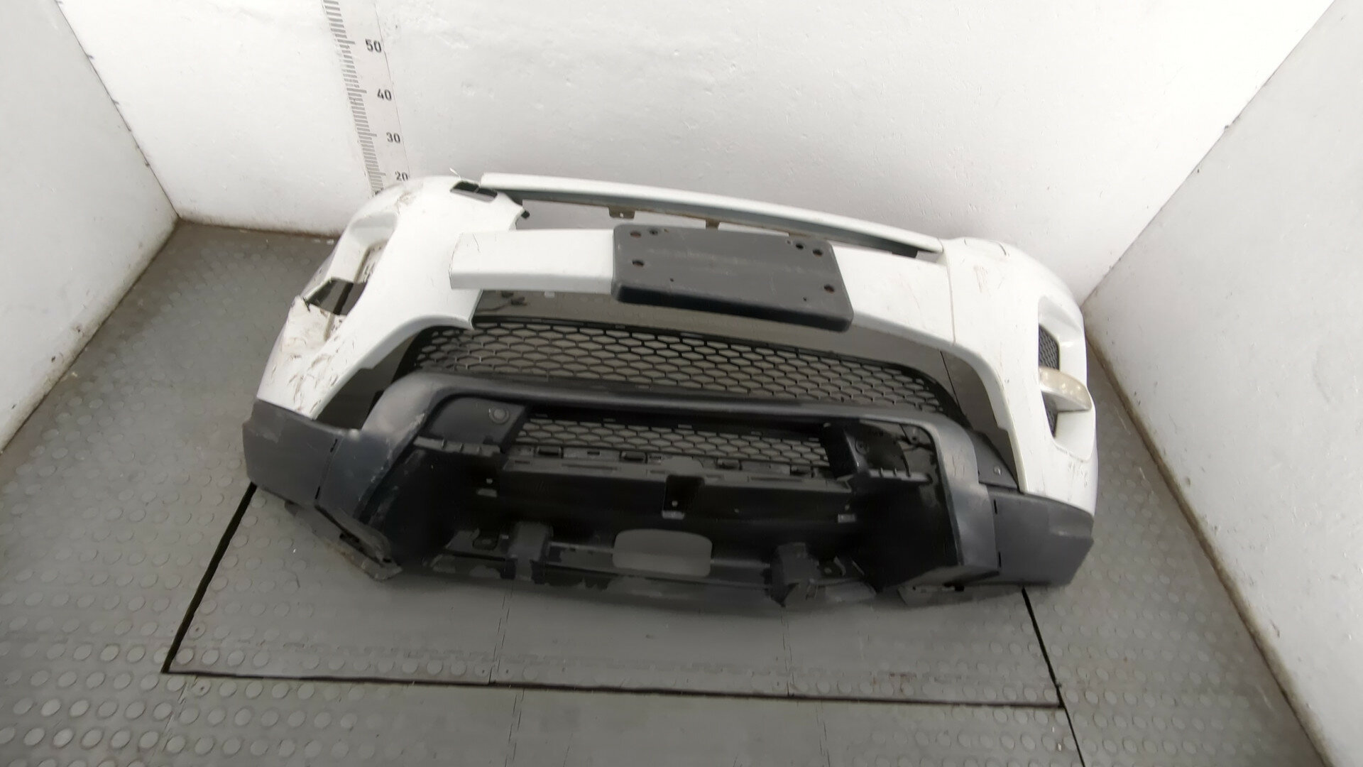 Бампер передний Land Rover Range Rover Evoque Б/У