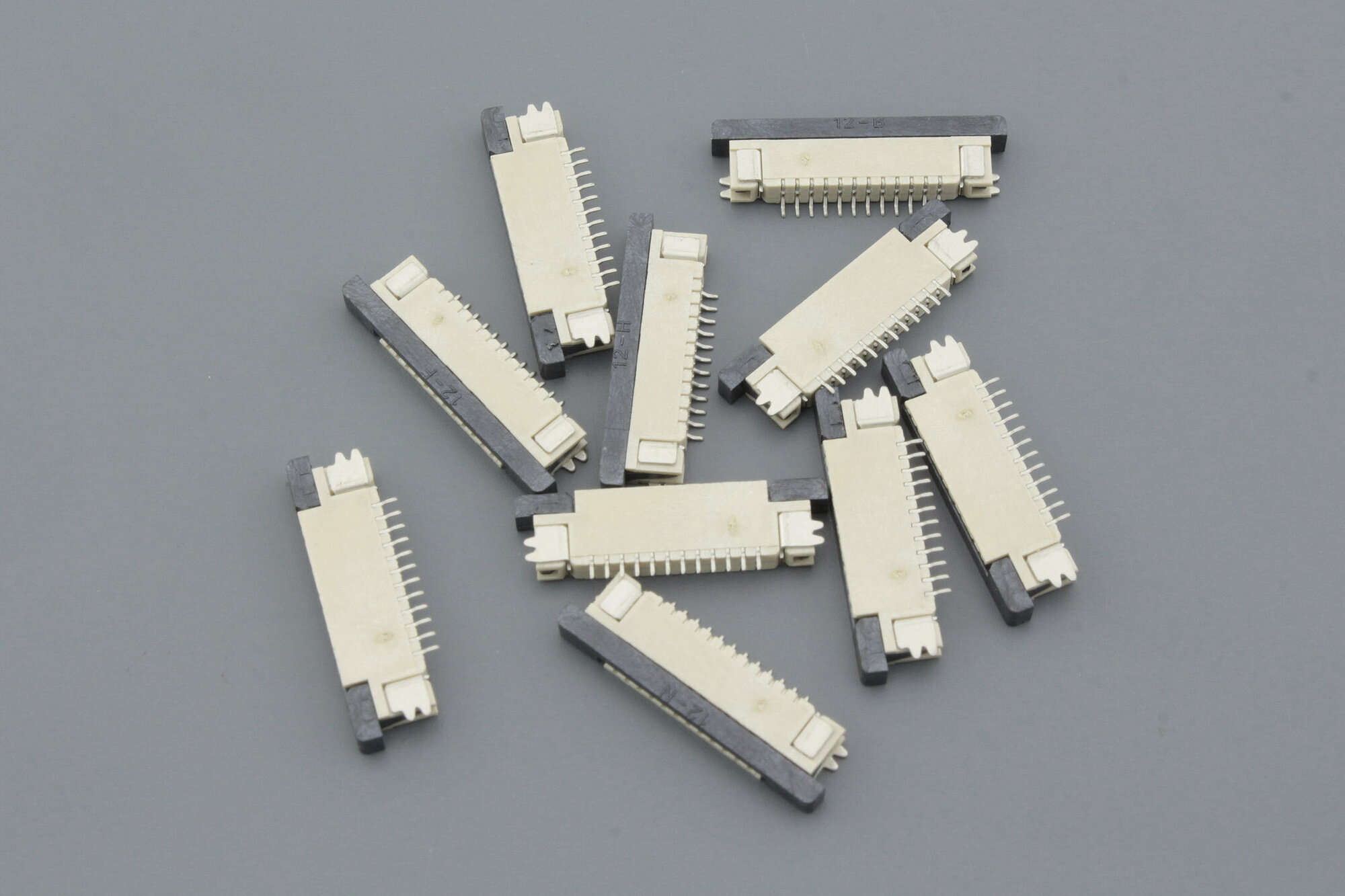 Разъем FPC Half Coverage Bottom Contact 0.8K-BX-12PWB 12 pin высота 2мм шаг 0,8мм 10 шт