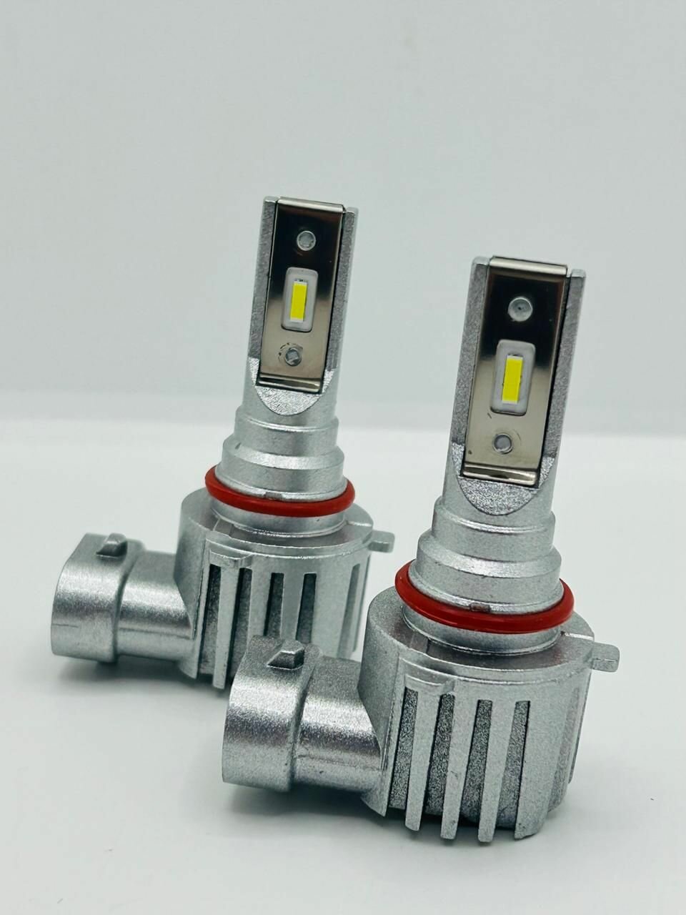 Светодиодная лампа V12 - HB4 9006 LED 12-24V