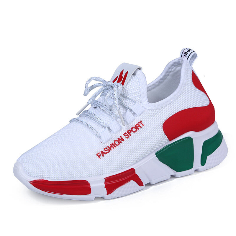 Спортивные туфли