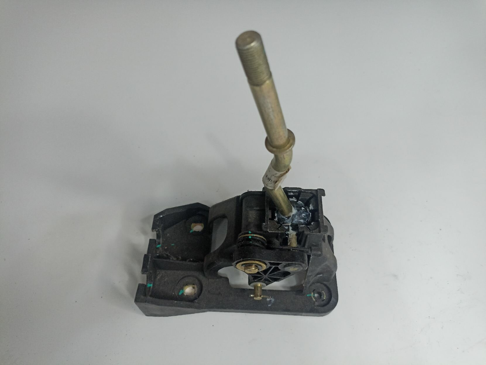 Рычаг переключения передач - кулиса Lifan Smily (320) [1.3 16V 5MT хетчбэк] F1703100C1