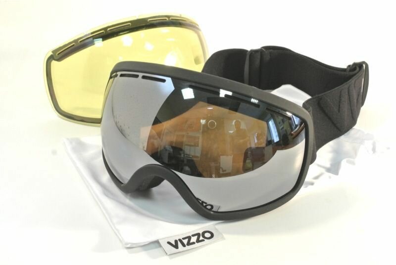 Маска для сноуборда Vizzo Phantom Black+стекло