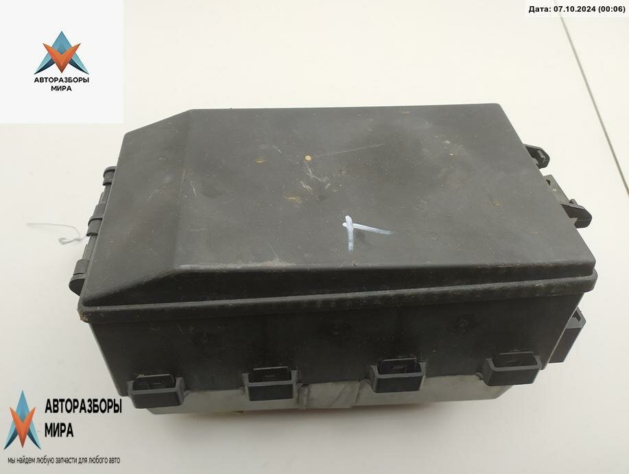 Блок предохранителей Ford Focus 1999 98AG14K75AGJ