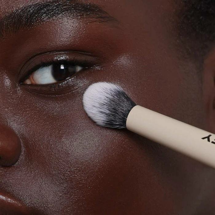 Кисть для макияжа Refy Complexion Brush, двусторонняя, веганская — фото 1