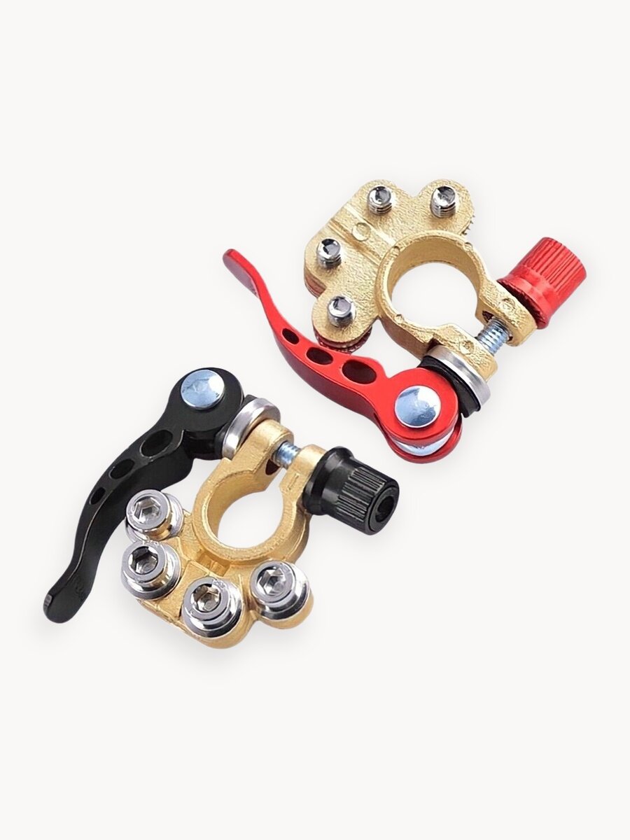 Клеммы аккумуляторные автомобильные быстросъёмные из сплава латуни изолированные для быстрого монтажа 2 шт CARIUS