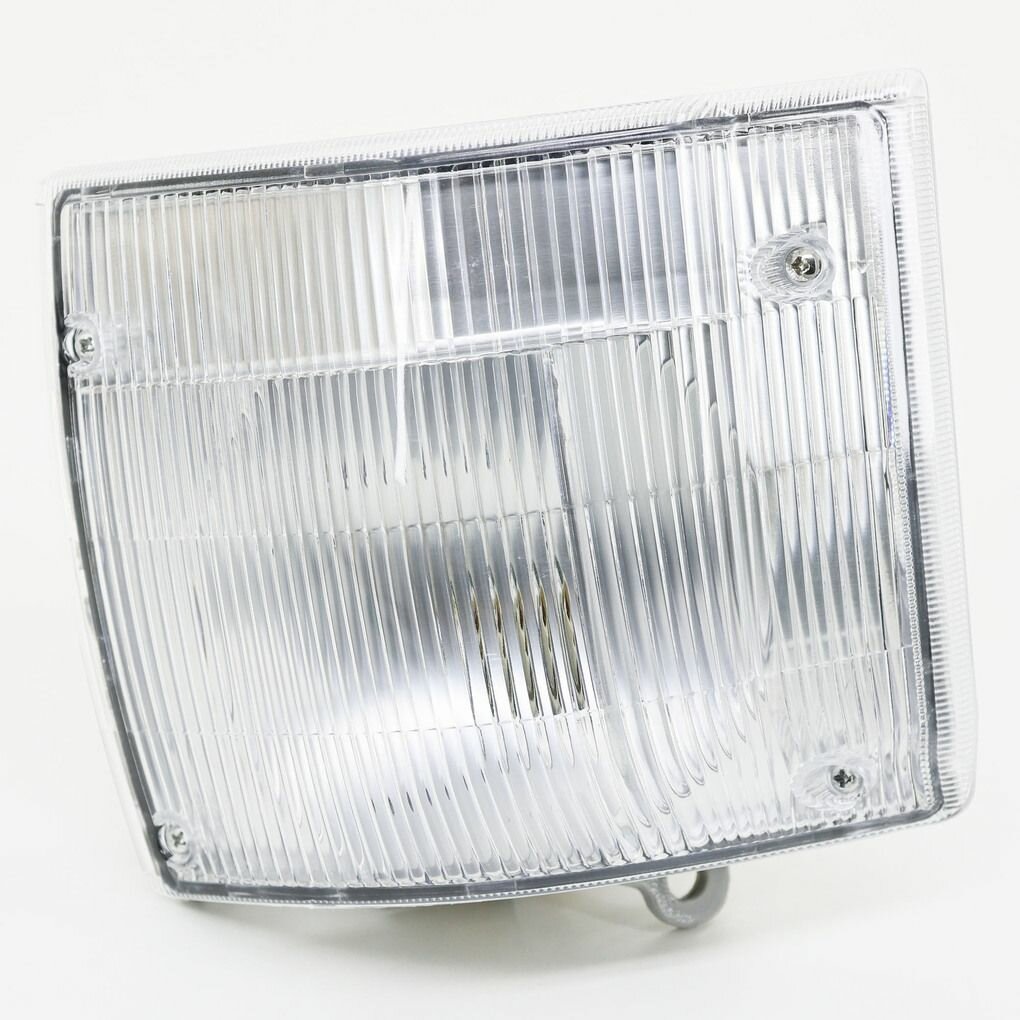 Габарит TOYOTA DYNA 1994-1998 г белый, левый, ZEVS