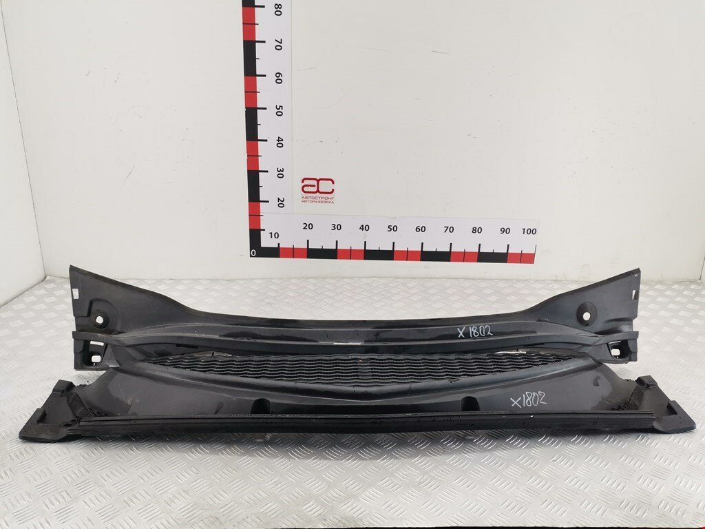 Дождевик (жабо) Renault Modus 8200213840 арт. 1483993