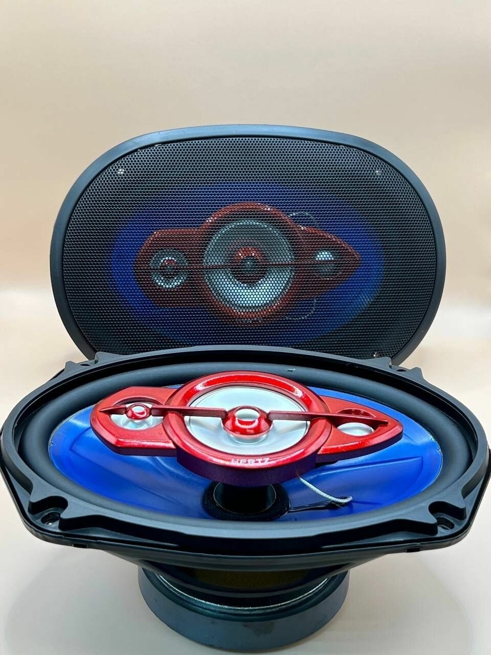 Автомобильные динамики HERTZ / Комплект из 2 штук / Коаксиальная акустика 4-х полосная, 16х24 См (6х9.45 Дюйм.) 1200 Вт.