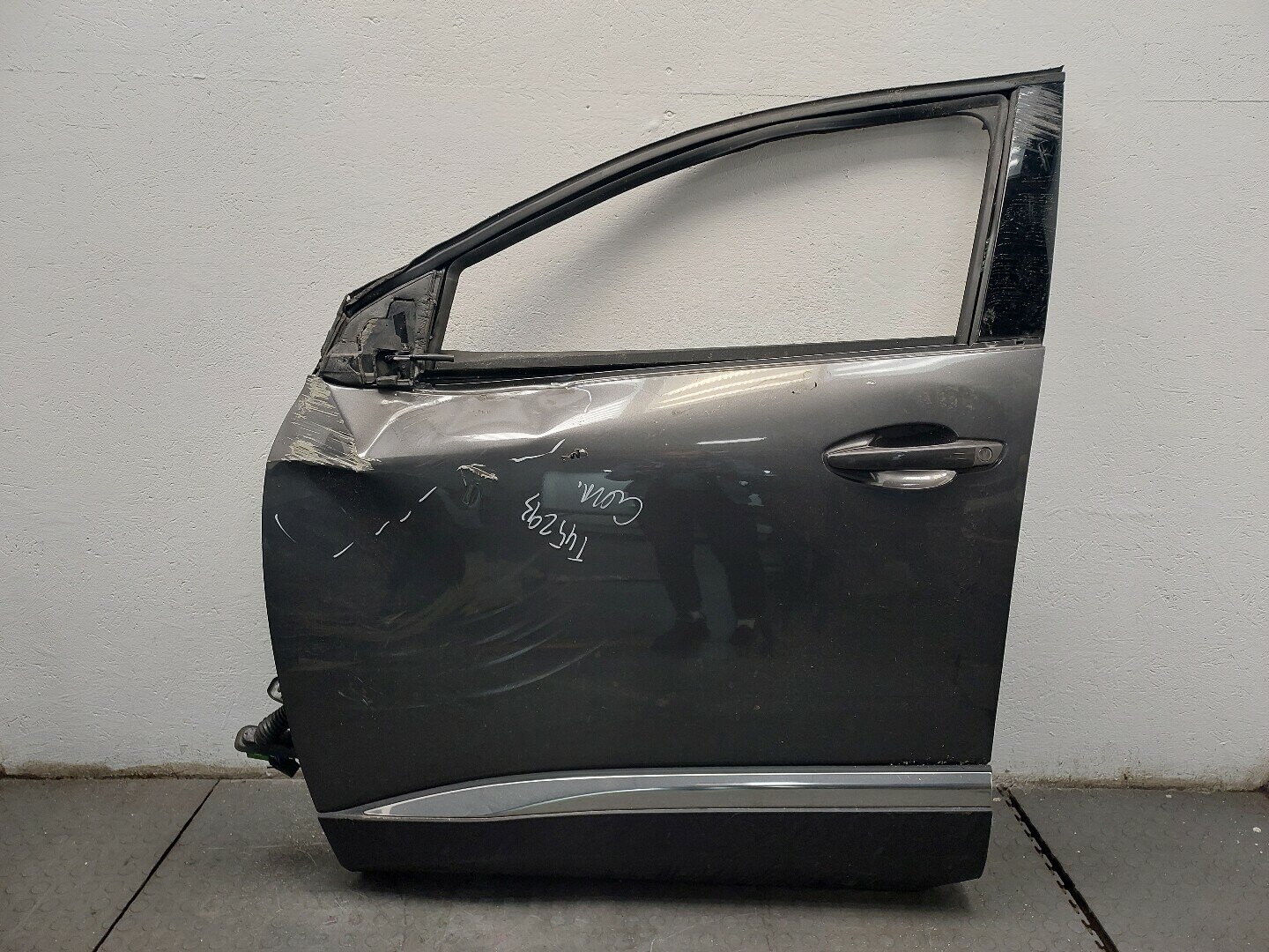 Дверь боковая (легковая) левая передняя Peugeot 5008 Б/У
