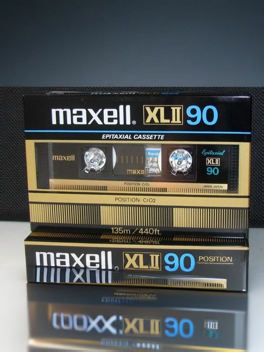 Аудиокассета Maxell XLII 90 chrom 1983 г (1 шт, 90 мин, золотой maxell 1983г.)