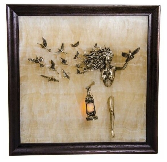 Картина птицы с подсветкой