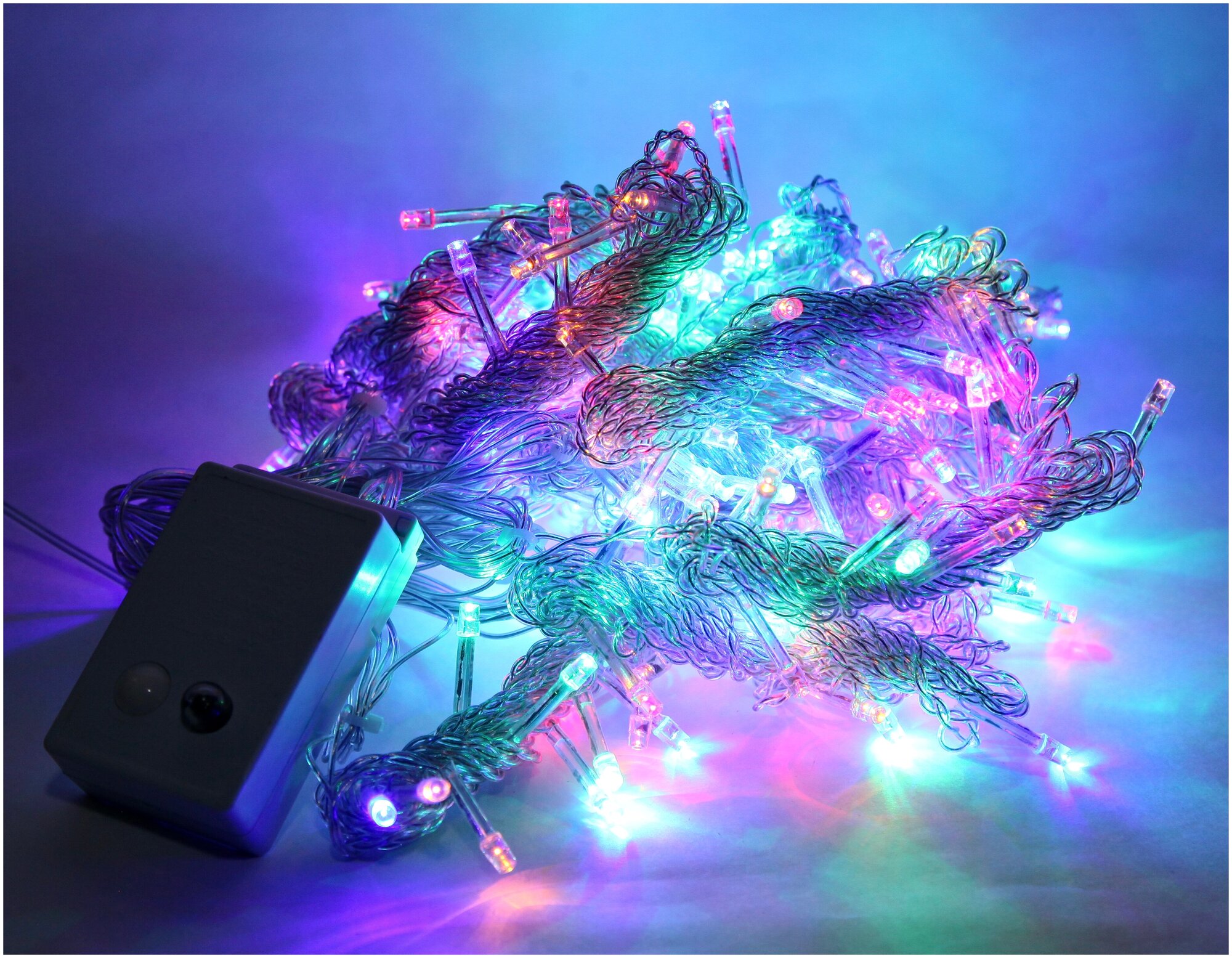 Гирлянды светодиодные новогодние "Штора" 240 LED / 2 x 2 м / цвет разноцветный