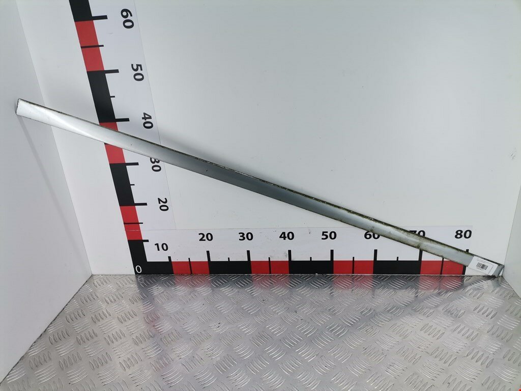 Накладка (молдинг) двери передней левой Audi A6 C5 4B0853953A арт. 1680437