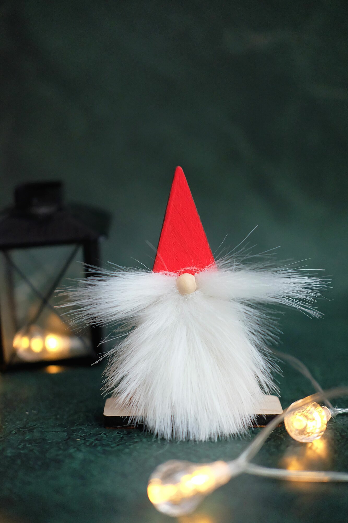 Гномик новогодний, дерево/искусственный мех, ручная работа, красный, 11,5х6 см