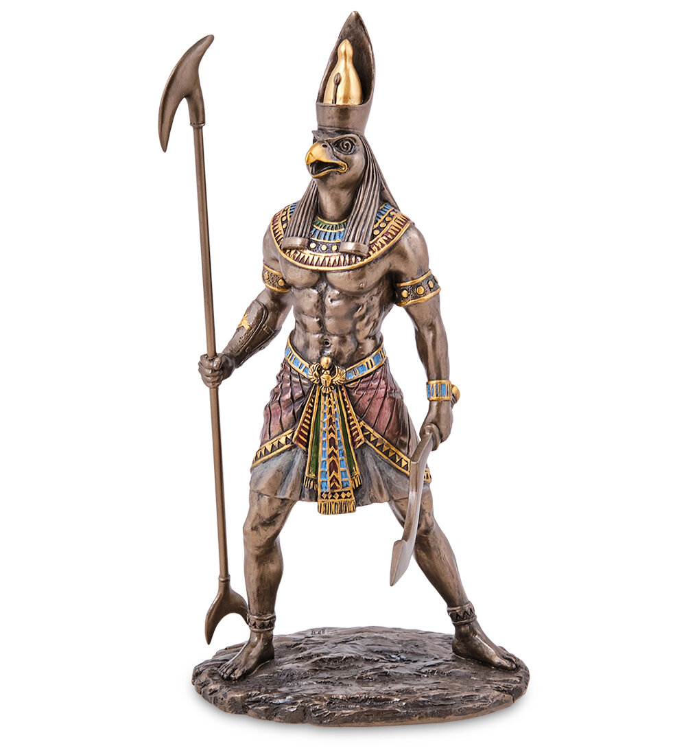 Статуэтка 'Гор - древнеегипетский бог неба и солнца'