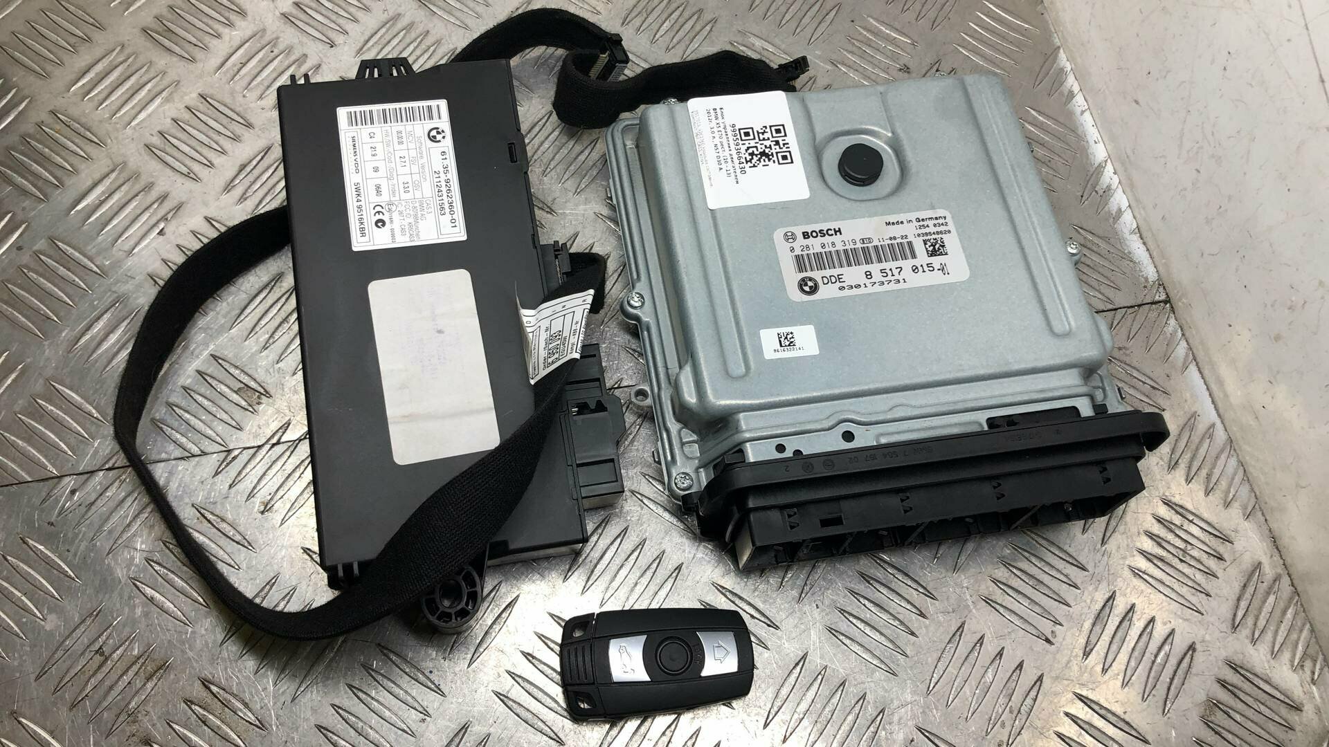 Блок управления двигателем для BMW X5 E70 [рестайлинг] 3.0 OEM 13618517015