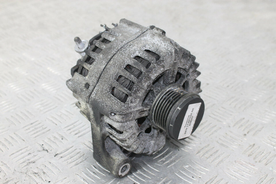 Генератор для BMW 5 F10/F11/GT F07 2.0 OEM 12318579420