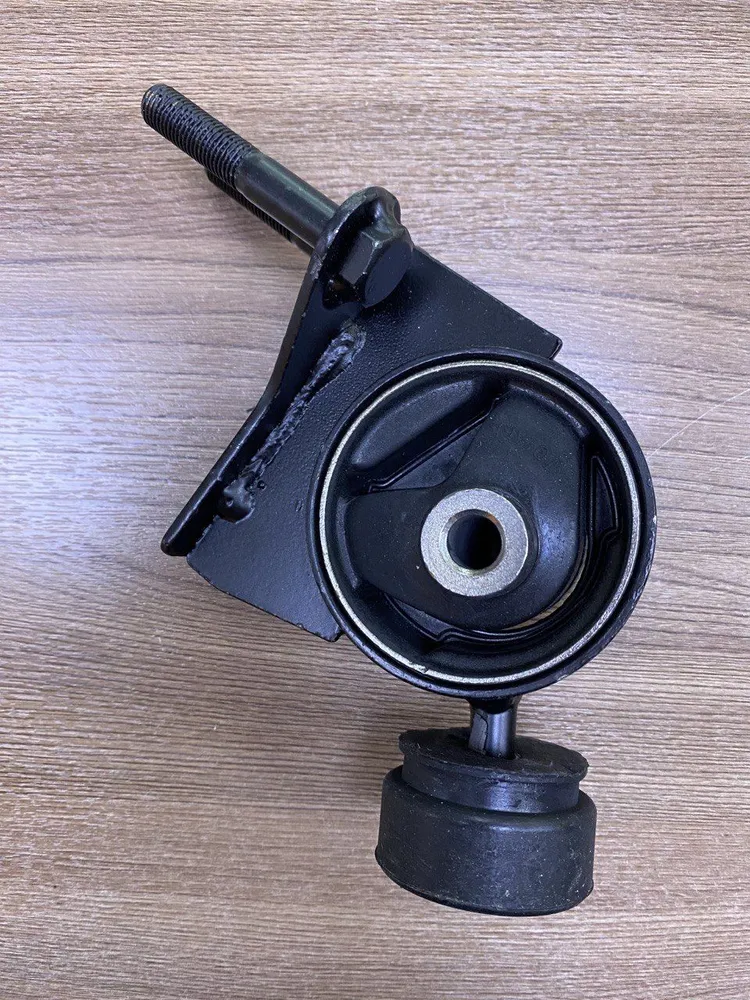 Опора двигателя задняя Geely GC6 / MK / MK Cross / FAW Vita
