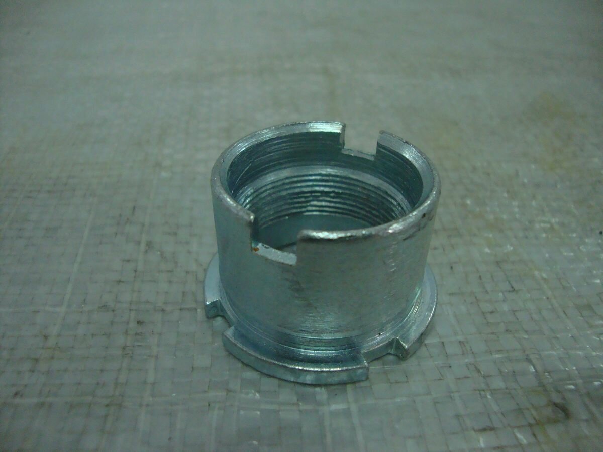 Гайка регулировочная траверсы передней вилки Минск (3.1122-30009) (завод, г. Минск)