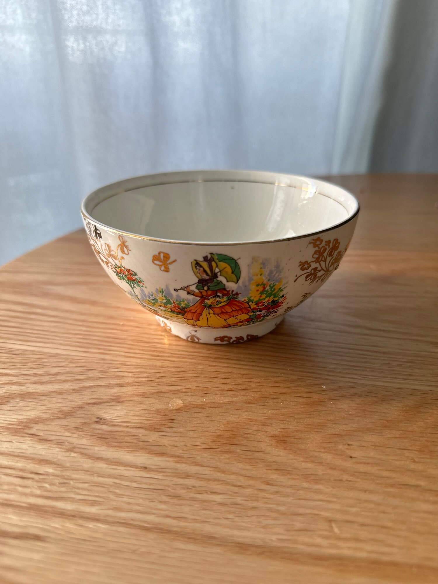 Глубокая тарелка от бренда Barratts из Англии