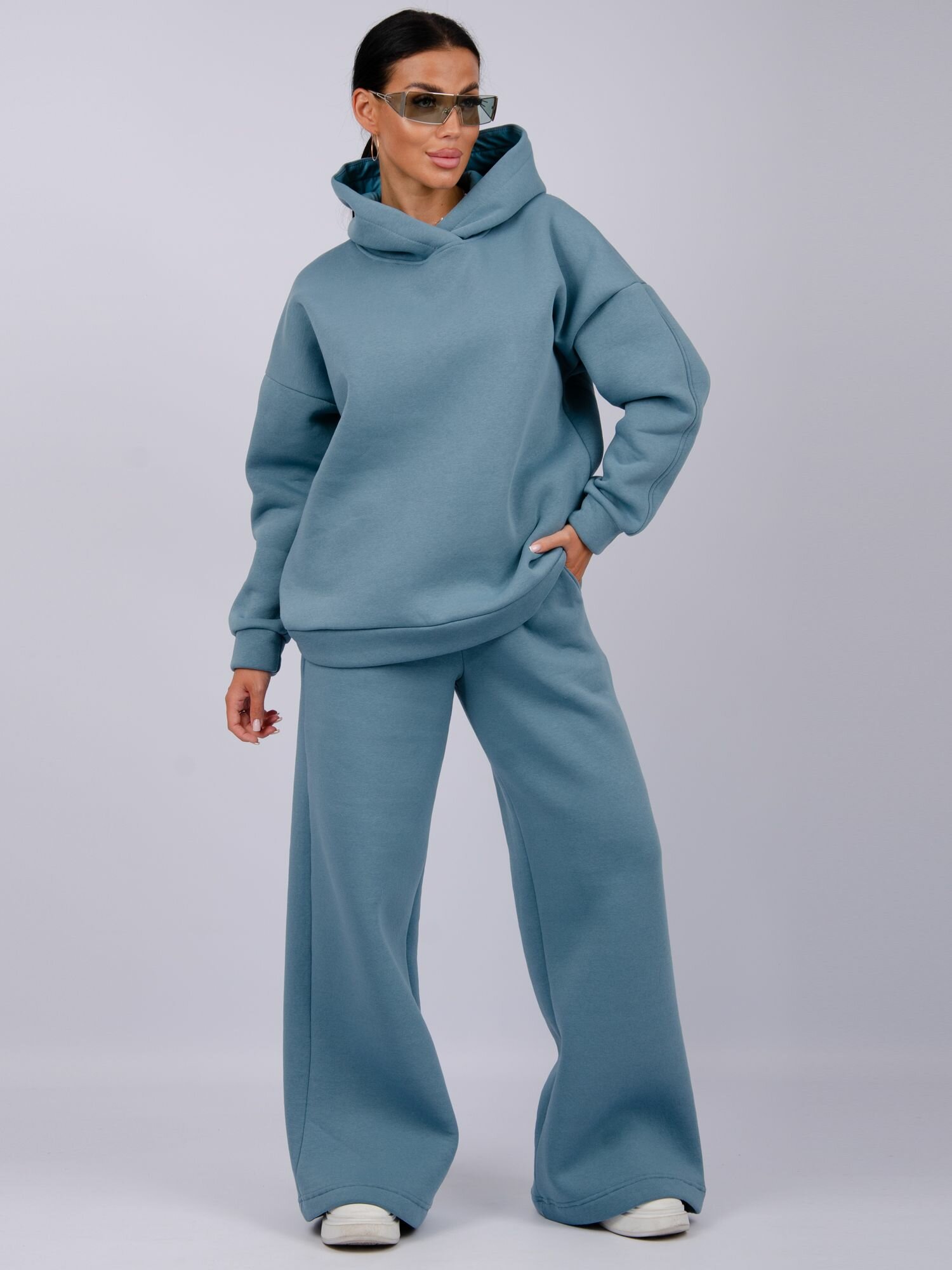 Костюм спортивный