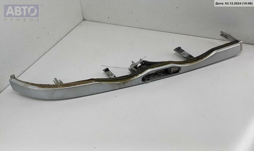 Ус под фару правый BMW 3 E46 (1998-2006)