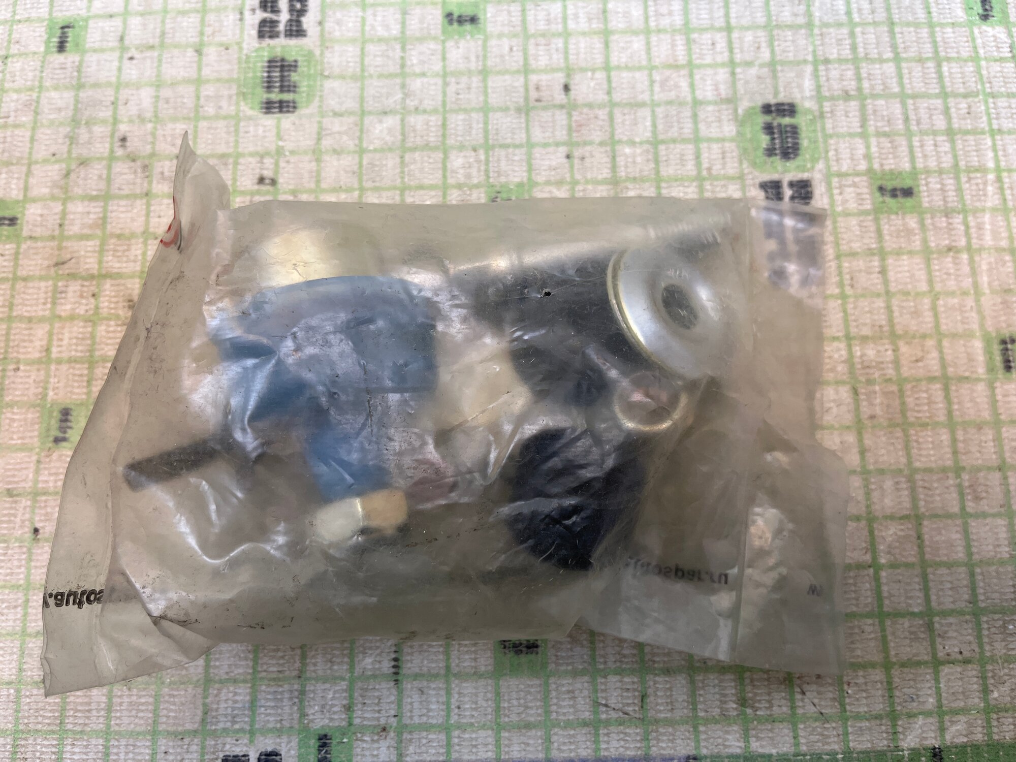 Стойка переднего стабилизатора Chevrolet Tracker