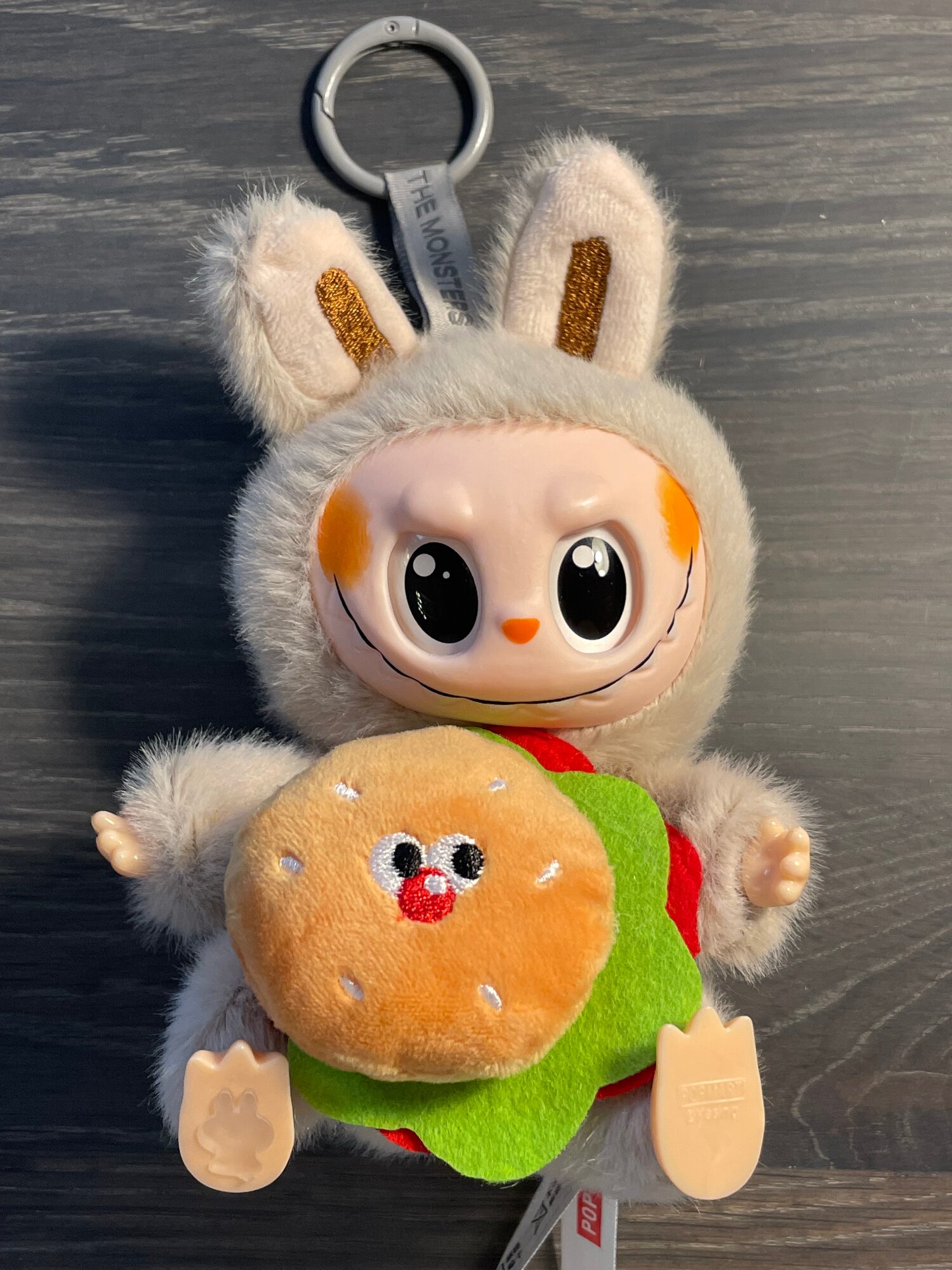 Лабубу мягкая игрушка серия Пикник Labubu The Monsters 15см с приятным ароматом