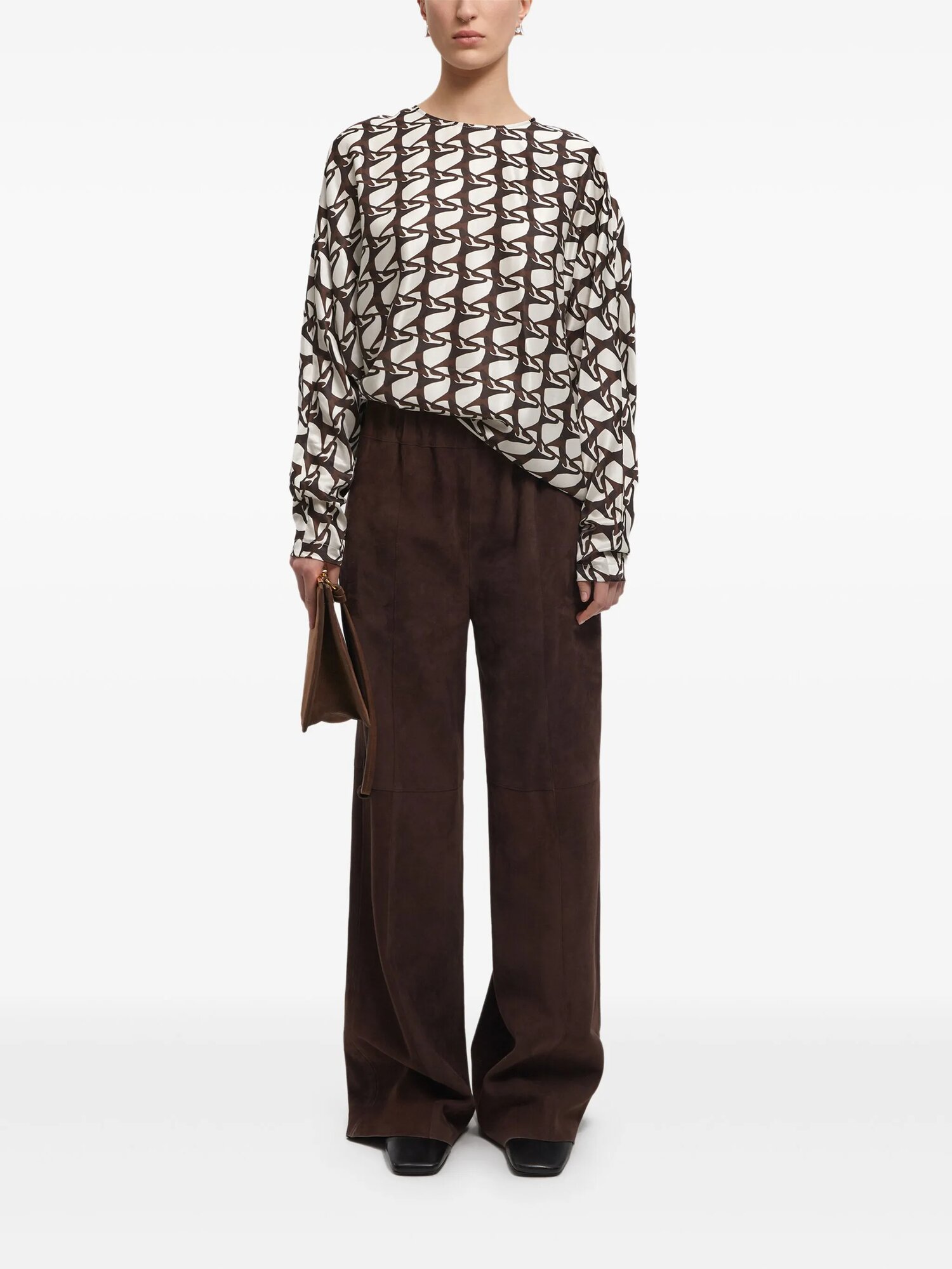 Брюки классические