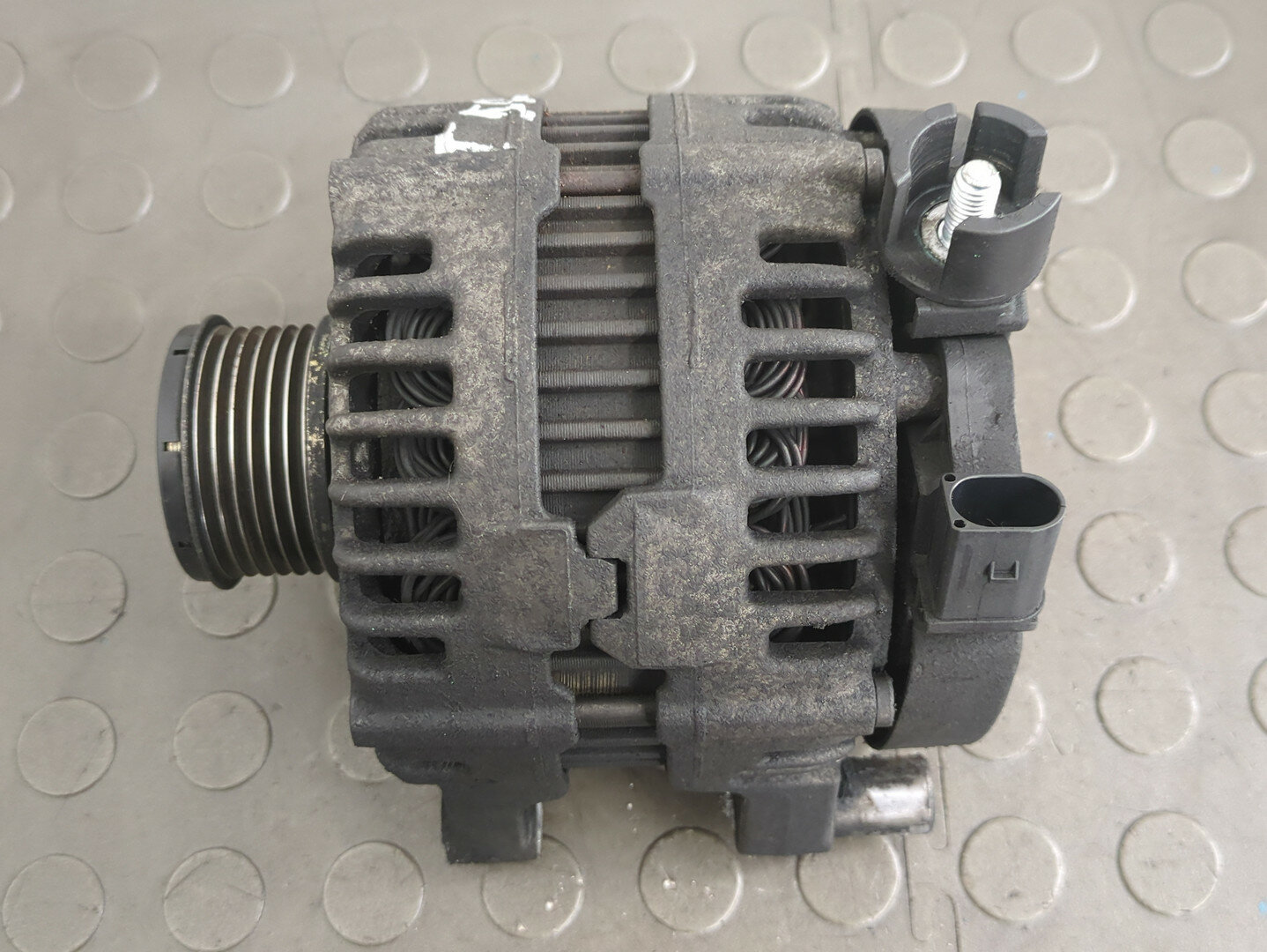 Генератор Ford Galaxy Б/У